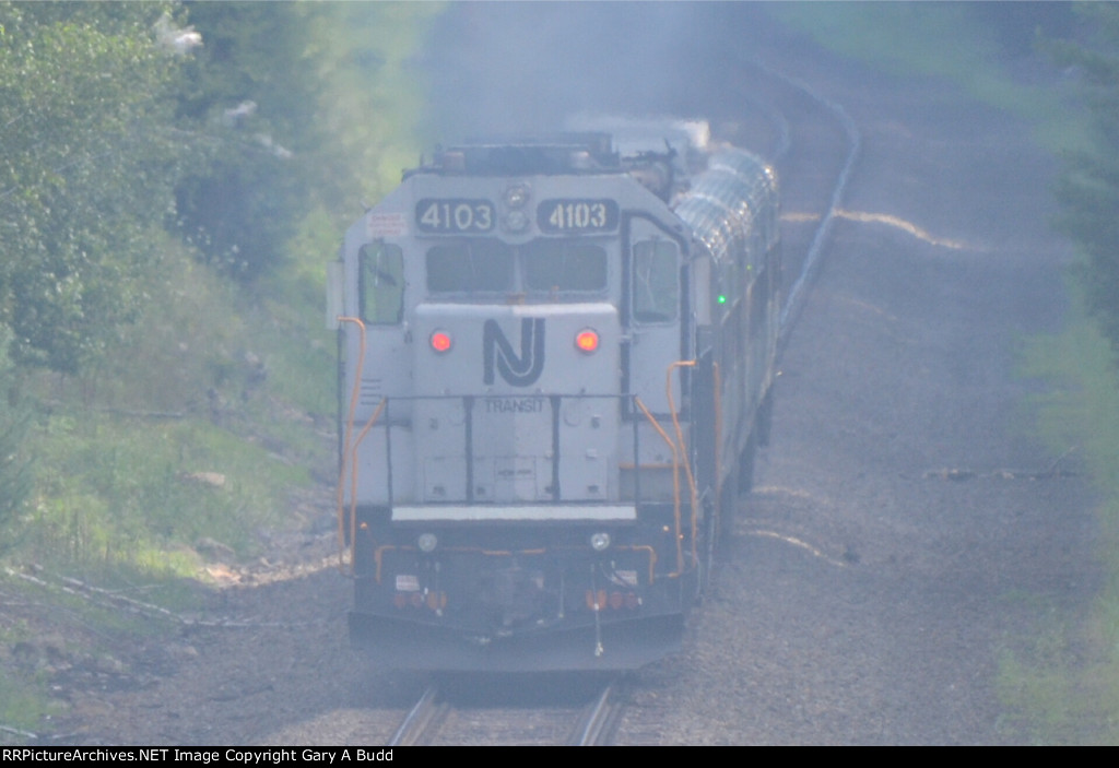 NEW JERSEY TRANSIT GP40PH2